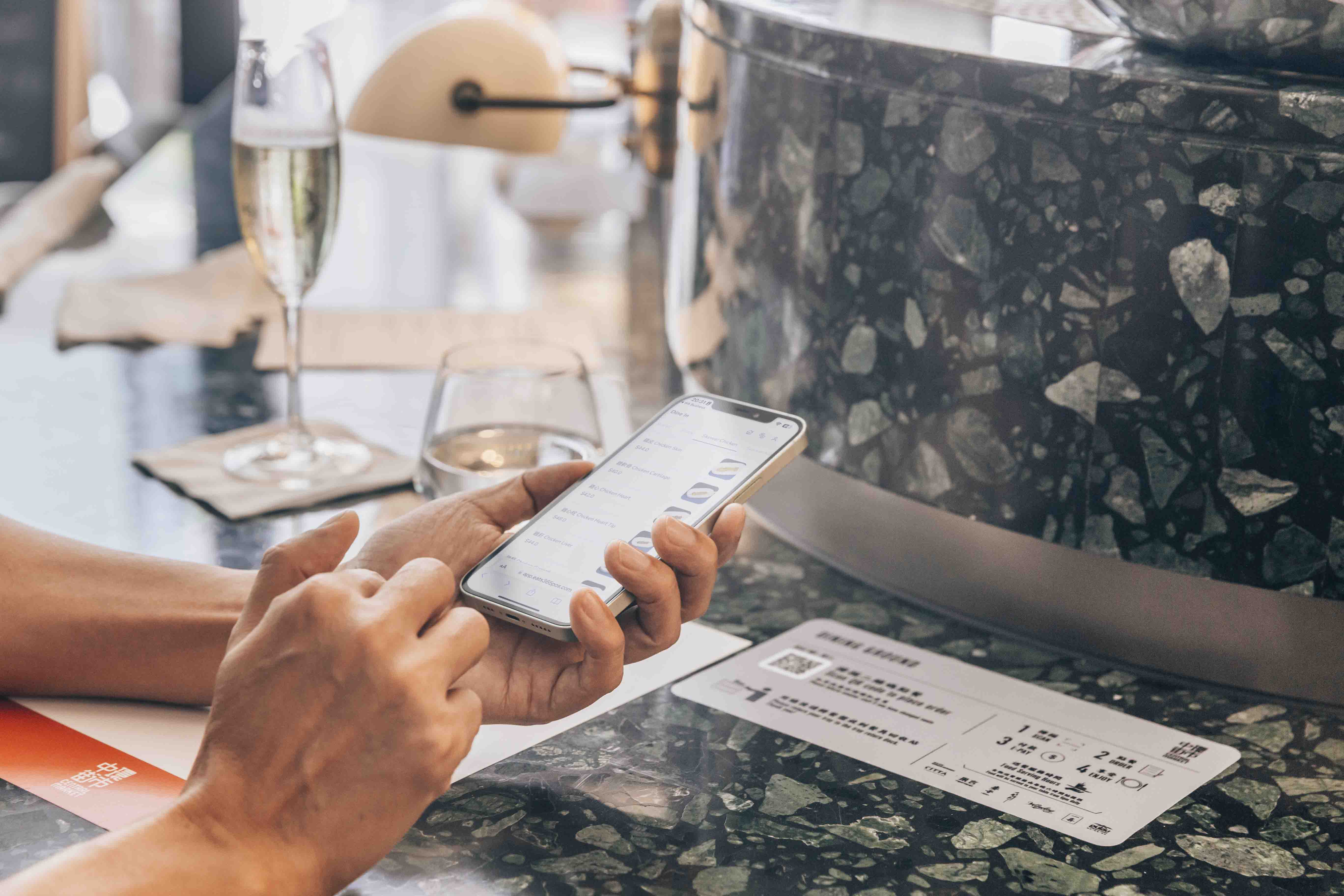 掃碼點餐｜支援動態QR Code與吃到飽模式｜Eats365 台灣